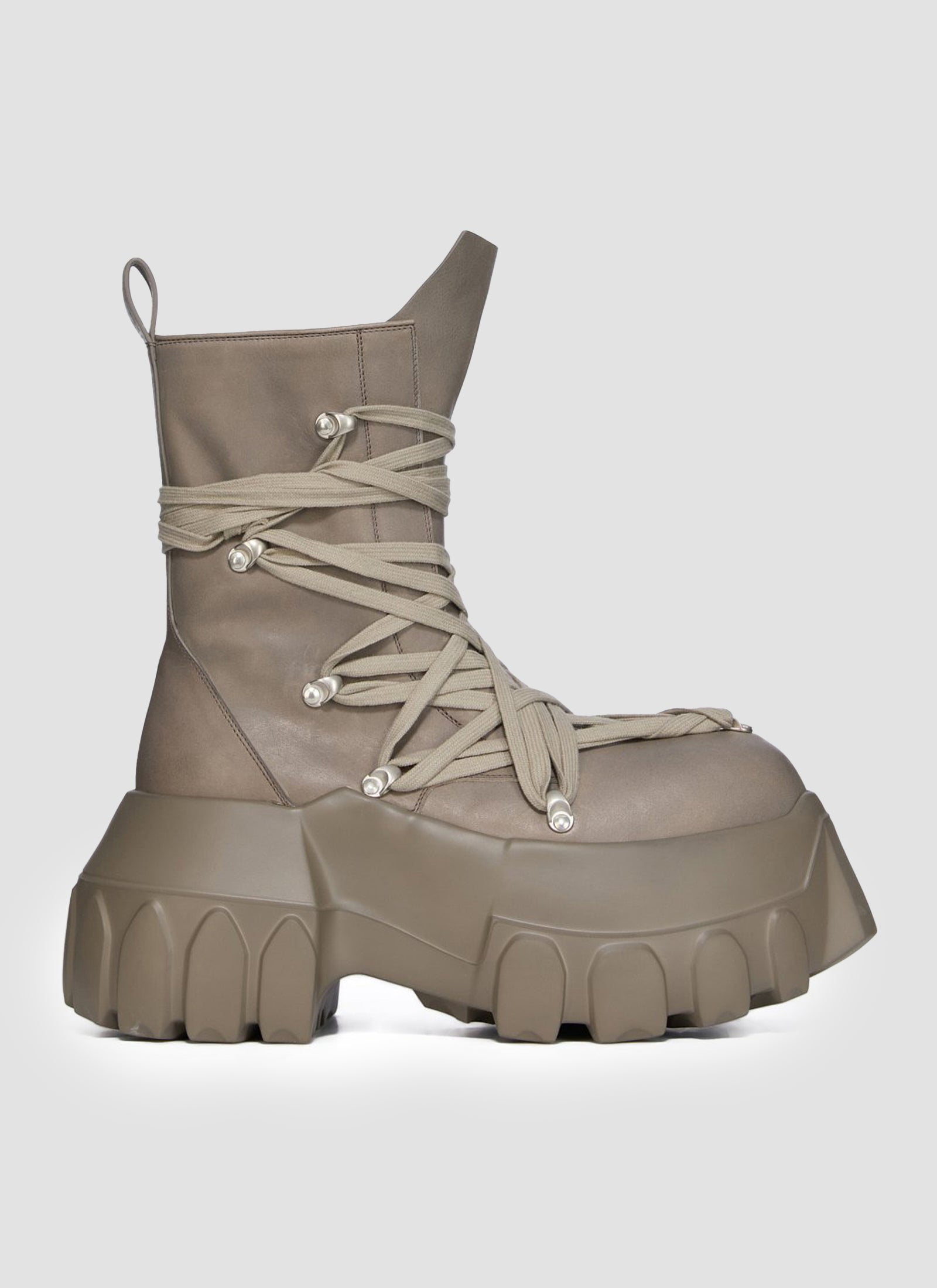 Megalaced Mega Tractor Boots – HITCHHIKER